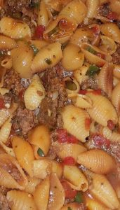 PASTA SHELLS WITH GROUND BEEF
